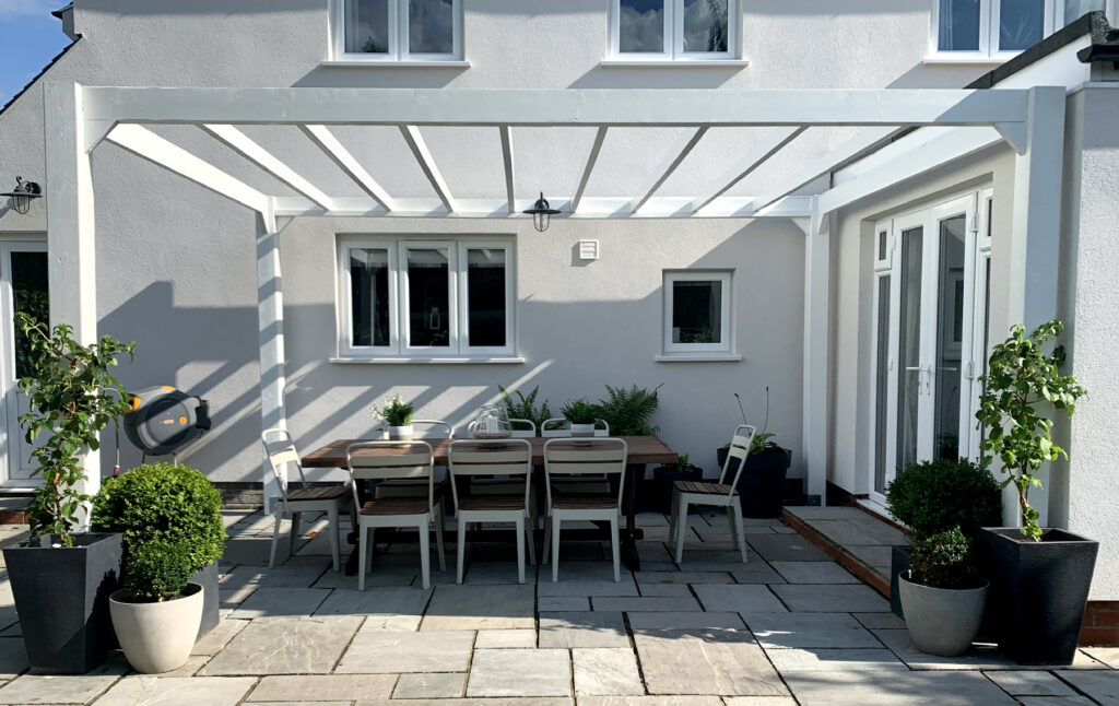 Freestanding Pergola Chunky Joe Complete Self-Assembly Kit Wooden ...